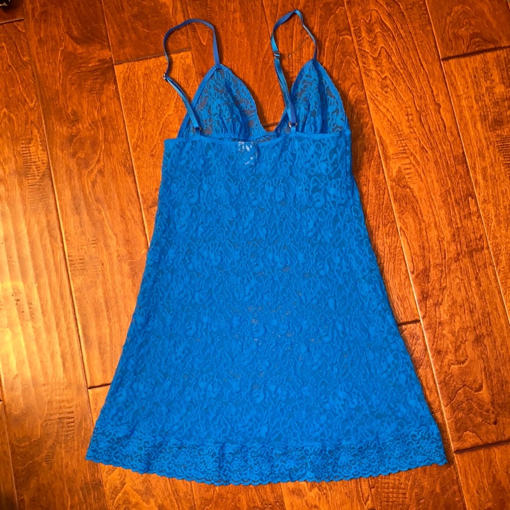 Blue Victoria’s Secret Stretch Lace Slip. M - Gem